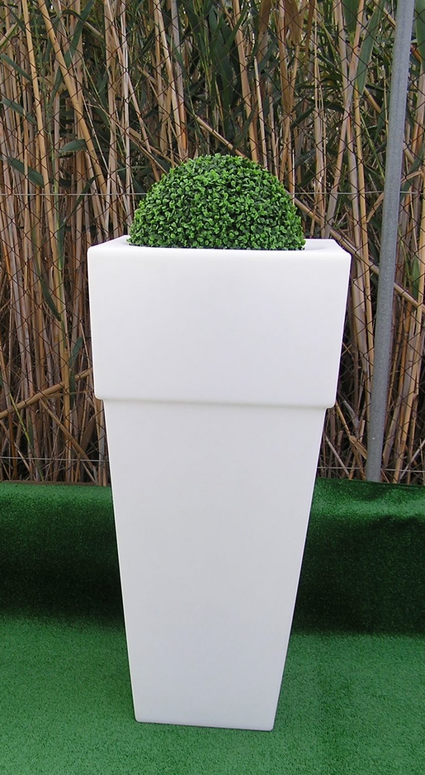 Macetero alto luz colores · MUEBLES HERTA